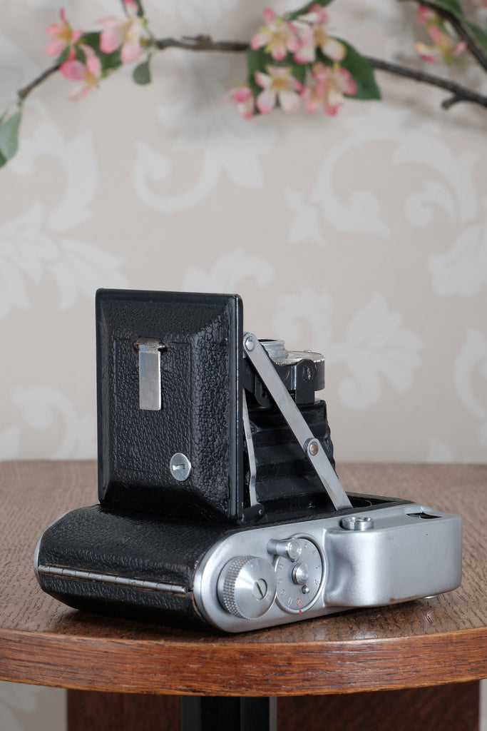 1939 Ensign 220, 6x6 / 6x4.5 Medium format Coupled Rangefinder Camera ...