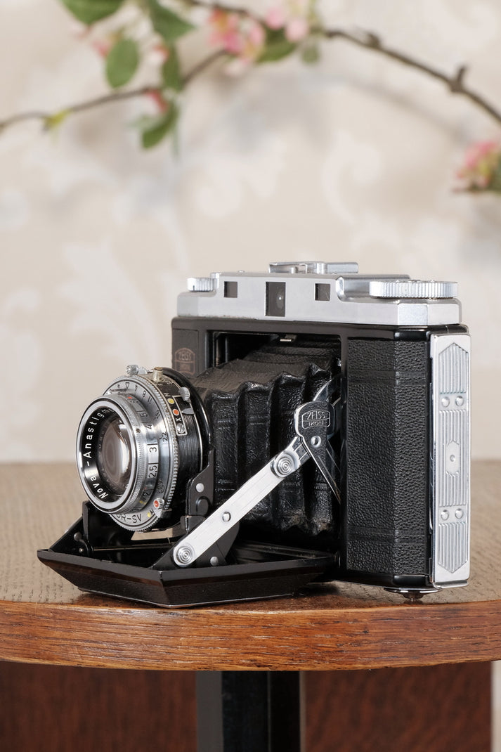 1955 6x6 Zeiss Ikon Mess Ikonta 524/16, with built-in rangefinder, CLA ...