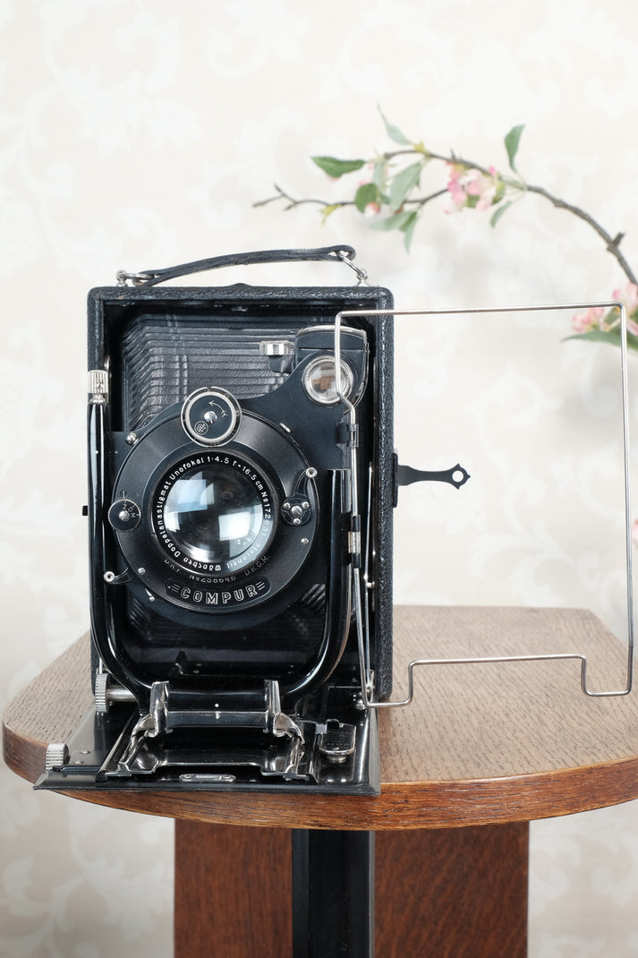 Near Mint! 1925 Camera with leather case & plate holders. Freshly serv ...