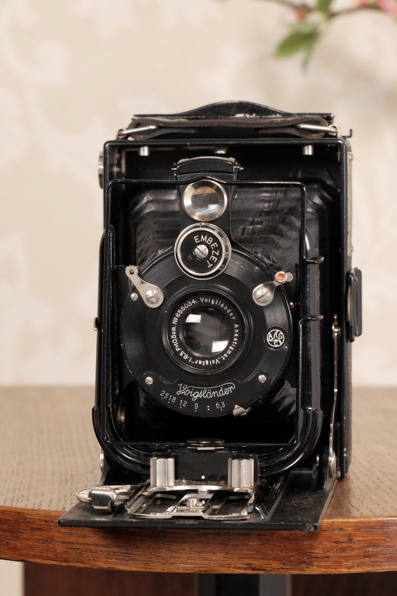 1932 Voigtlander Vag 6x9 Plate Camera and Rollex Patent Roll Film Back ...