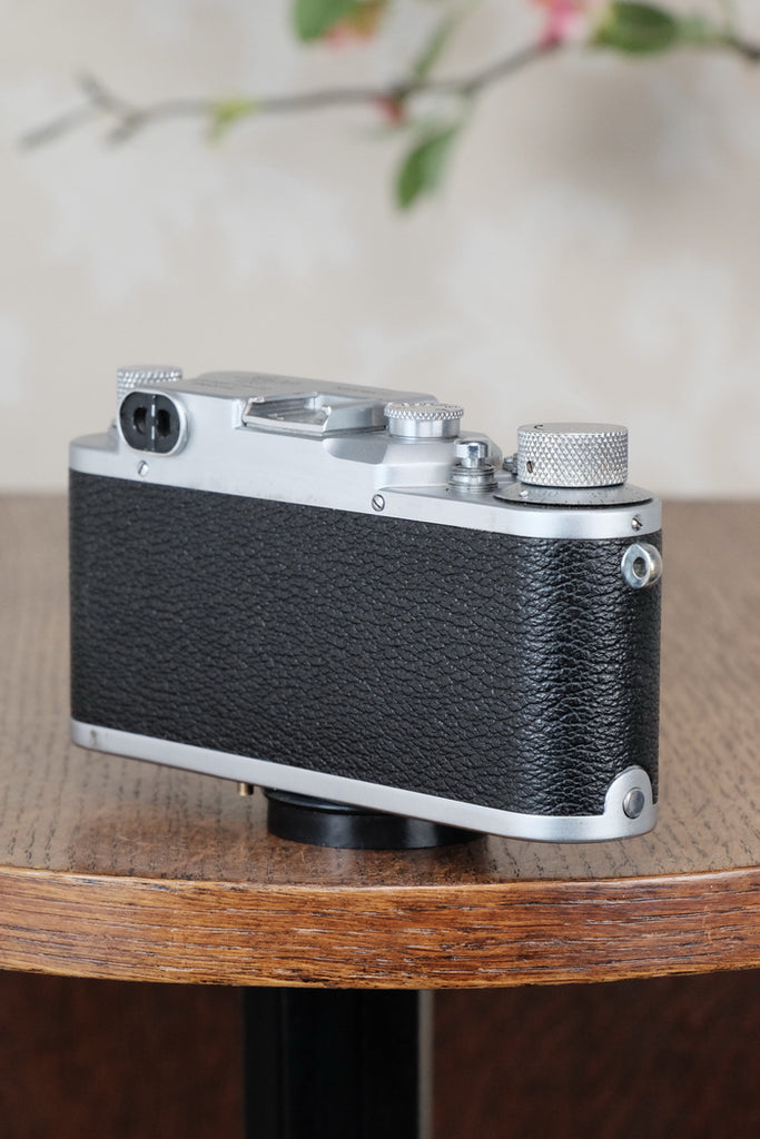 1942 LEITZ LEICA IIIc “stepper”, Desirable WWII model with red shutter ...