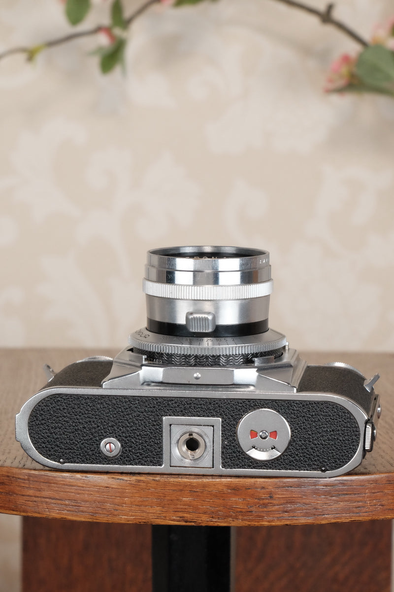Voigtlander 2.0/50mm Ultron lens – Petrakla Classic Cameras