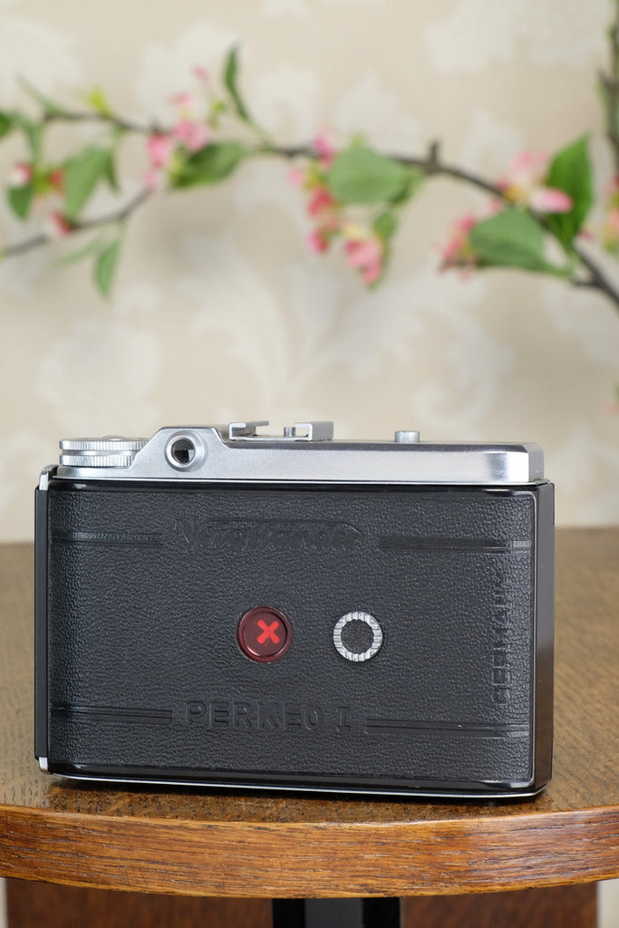 Near Mint! 1952 6x6 Voigtlander Perkeo with desirable Coated Color-Sko ...